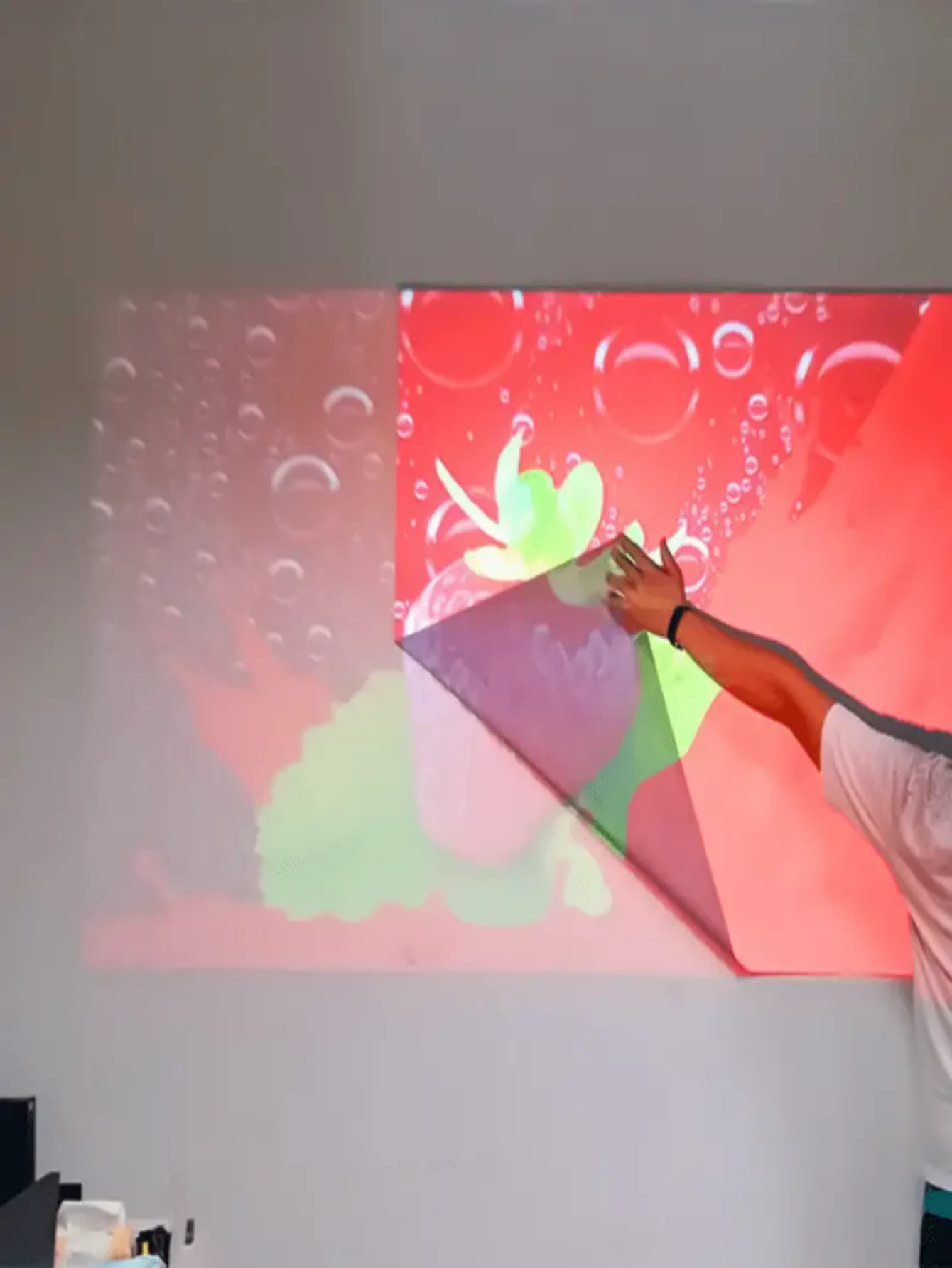 100 Inch White Grid Anti-Light Portable Projector Screen For Both Front ...