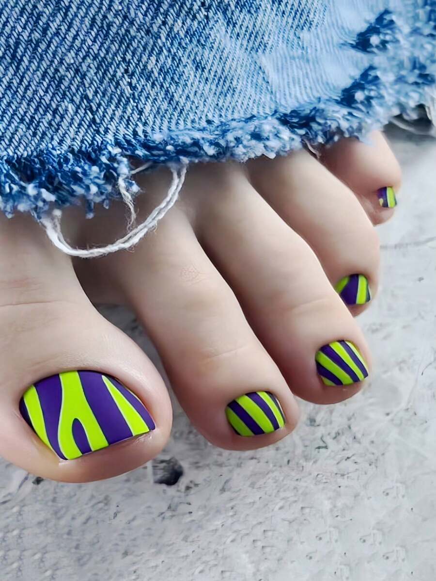 24 Short Square Shaped Watermelon Colored Printed Toenails, Suitable ...