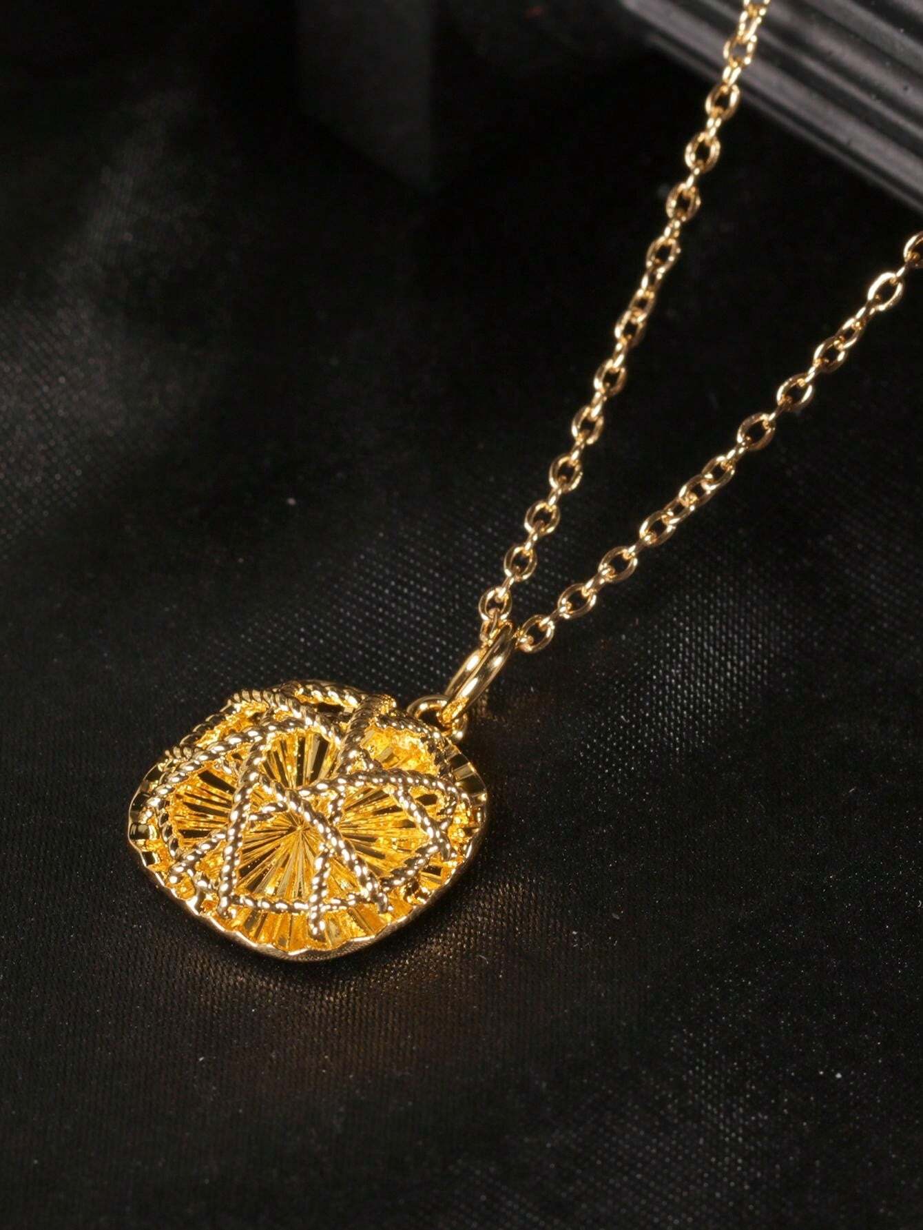 1pc High-End Nest Flower Silk Square Sugar Necklace Wrapped In Wire ...