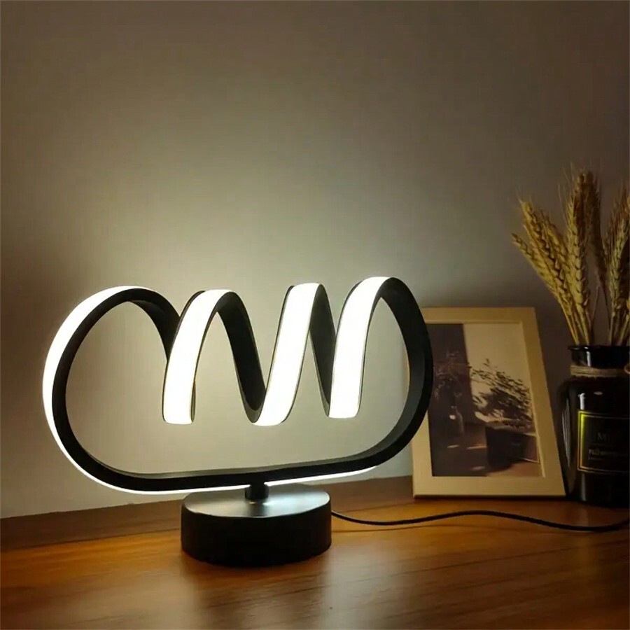 Creative Aluminum Shape Desk Lamp, Minimalist LED Ambient Light, USB ...