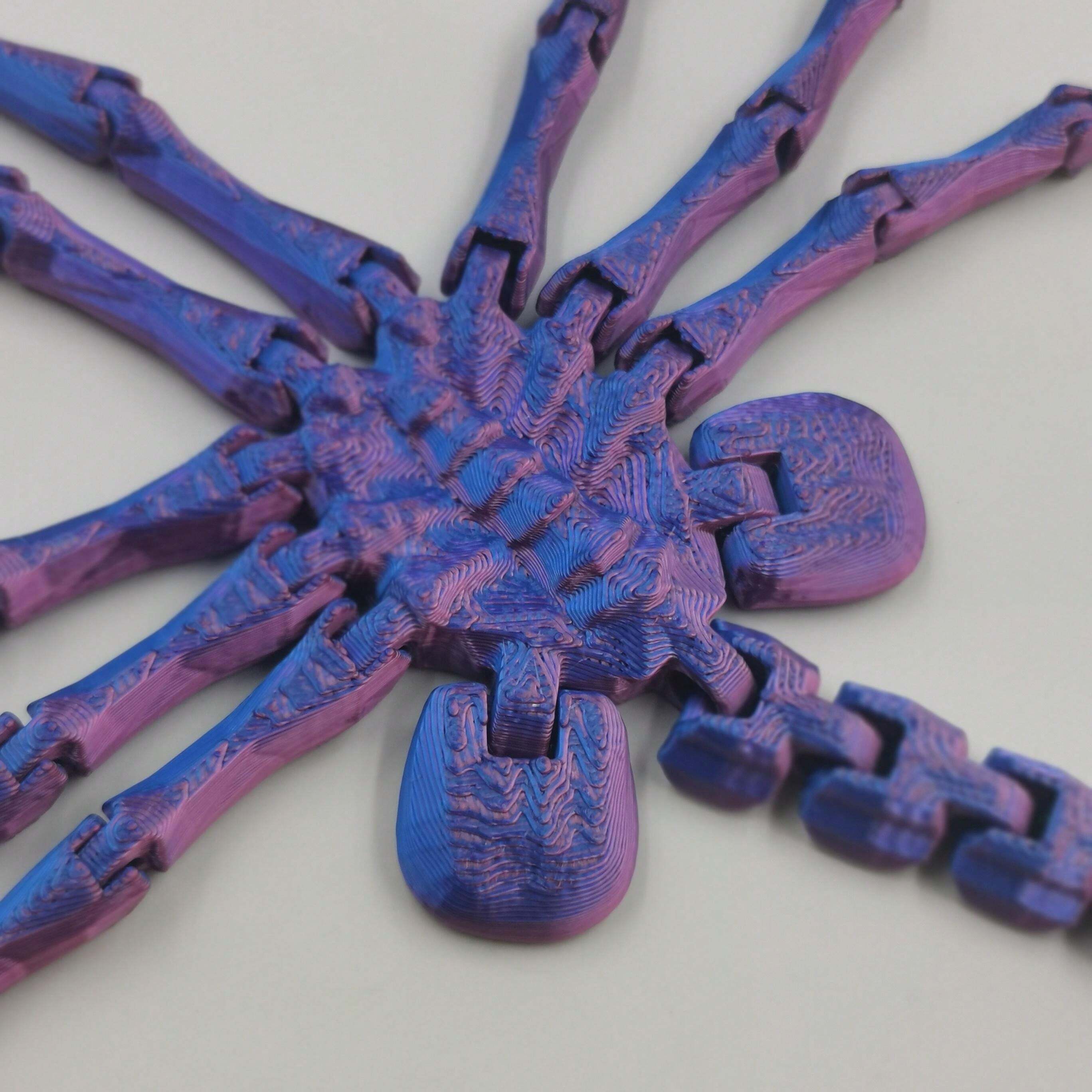 3D Printing Of Alien Creatures, Spiders, Face-Hugging Insects, Movable ...
