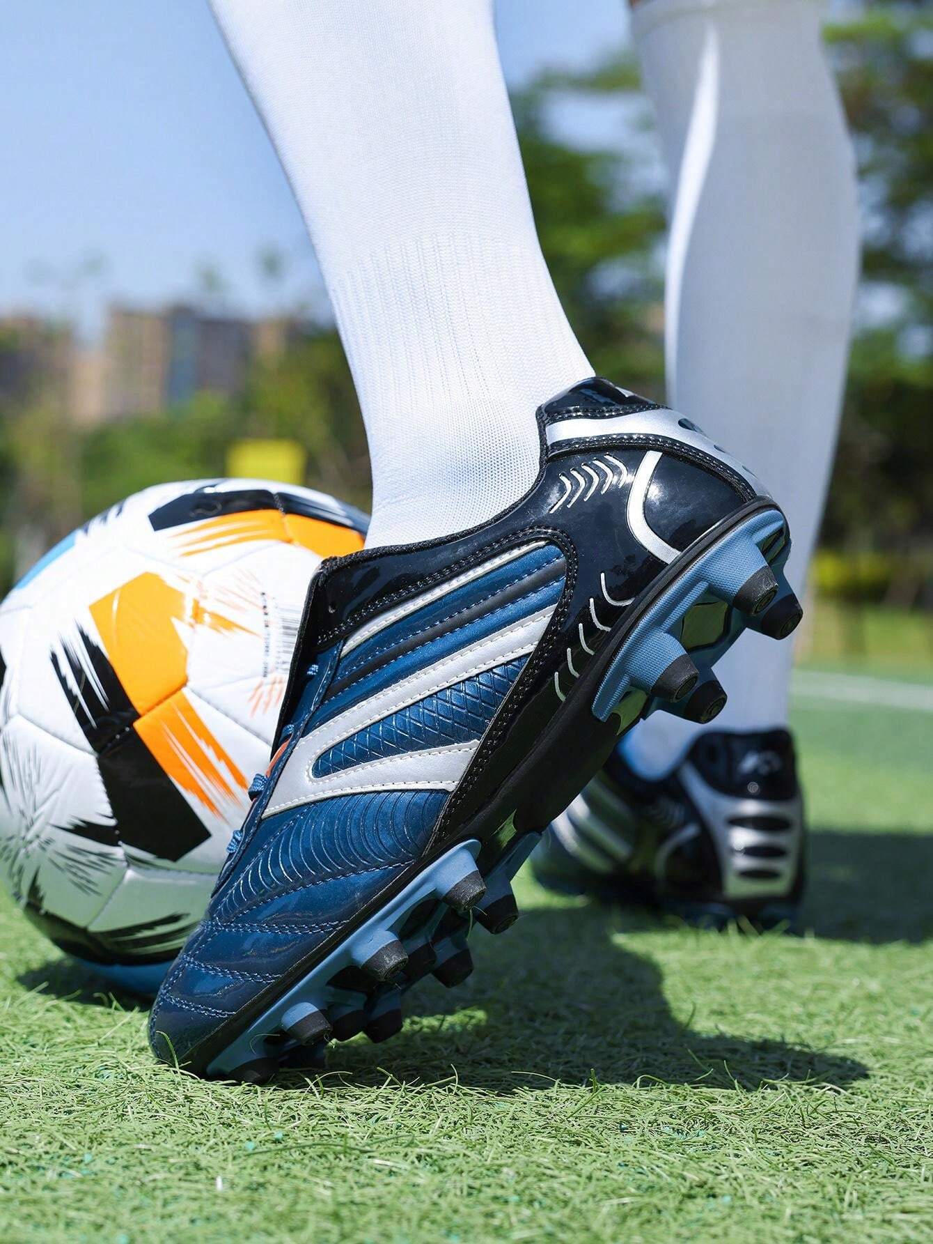 Men's Professional Football Training Shoes With Studs For Teenagers ...