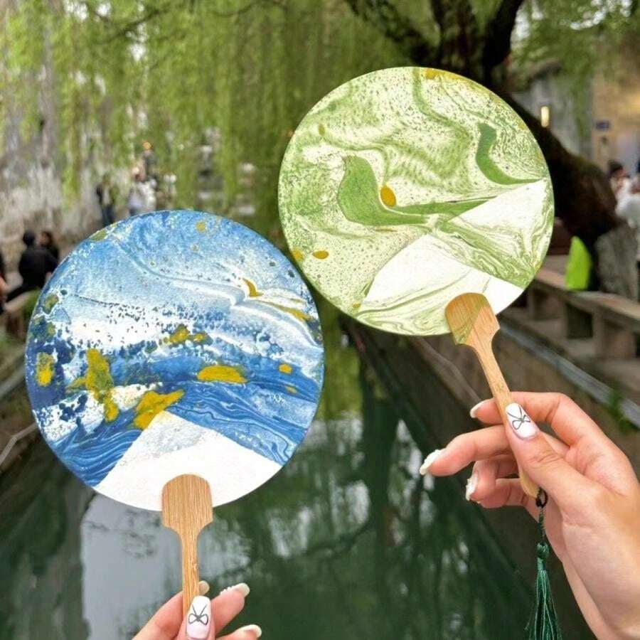 2pcs Unique Chinese Lacquer Fan DIY Hand-Painted Traditional Crafts ...