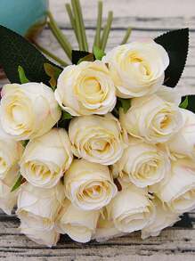 18Pcs Artificial Red Flowers Silk Roses Fake Bridal Wedding Bouquet For ...