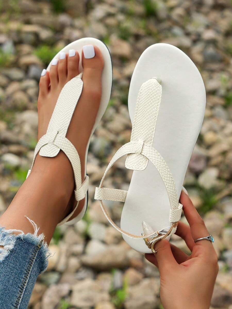 Sandales romaines plates pour femmes avec bride à boucle, sandales ...