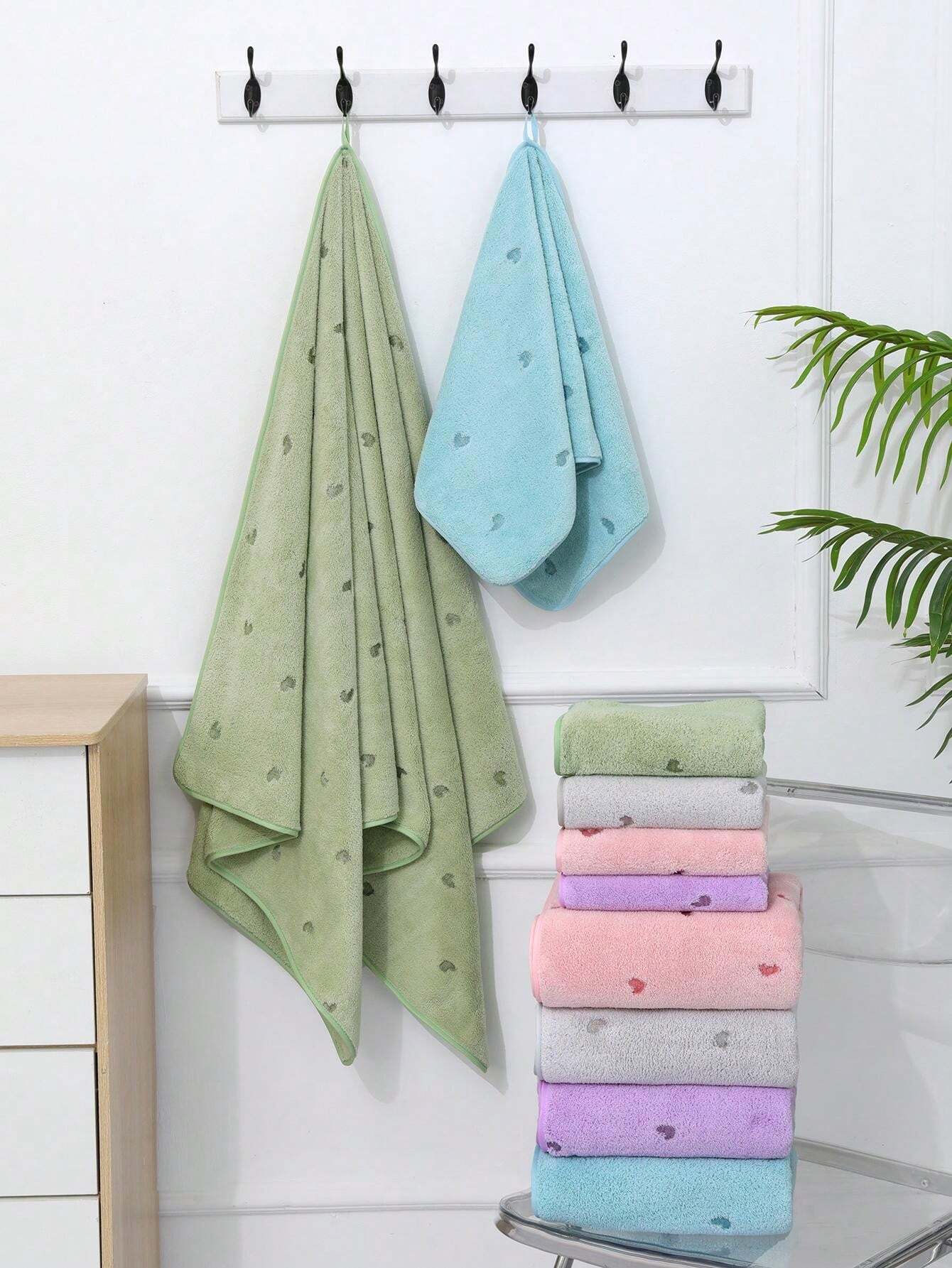 1pc Coral Velvet Small Heart Shaped Towel, Super Soft And Absorbent ...