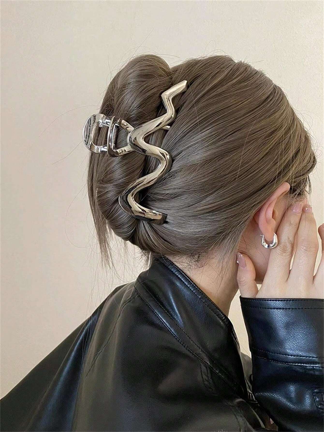 High-Quality Metal Large Wavy Hair Claw Clip For Thick Hair, Hair Claw ...