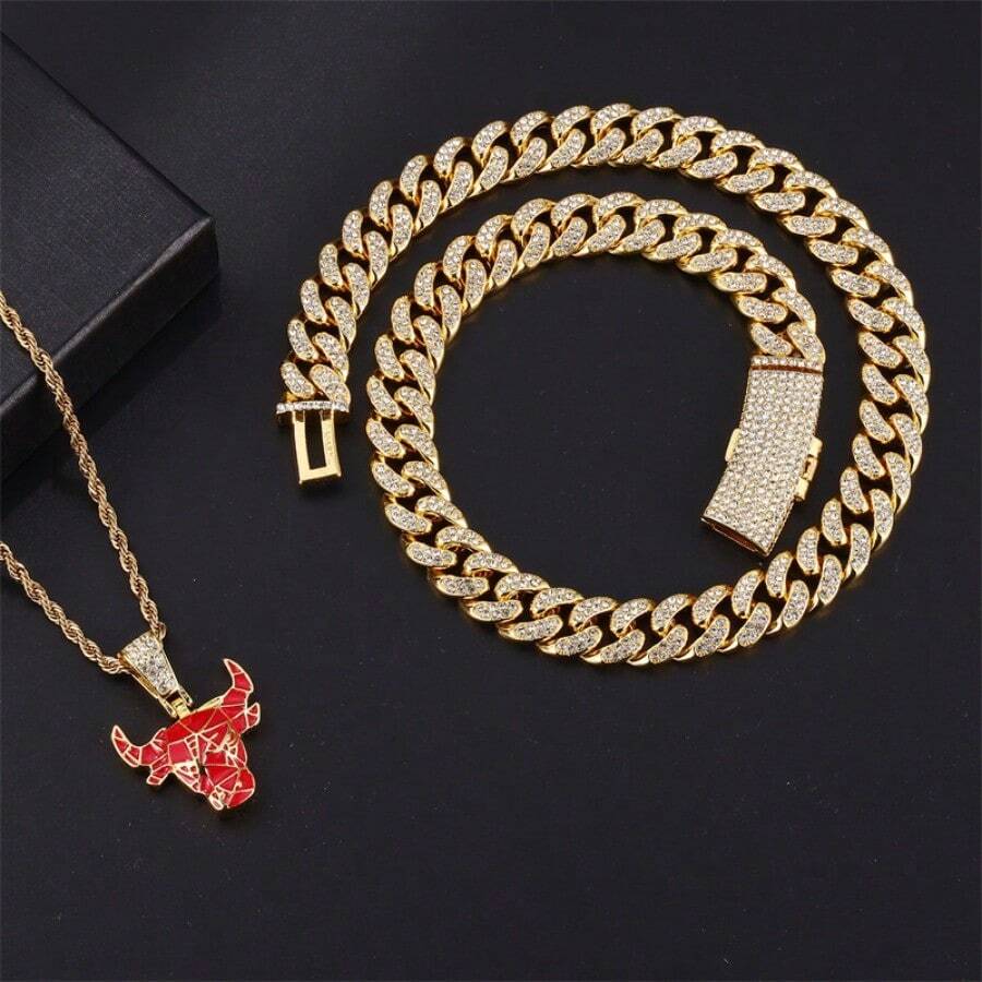 Alloy Red Bull Pendant Necklace Set, Niche Personality, Exaggerated ...
