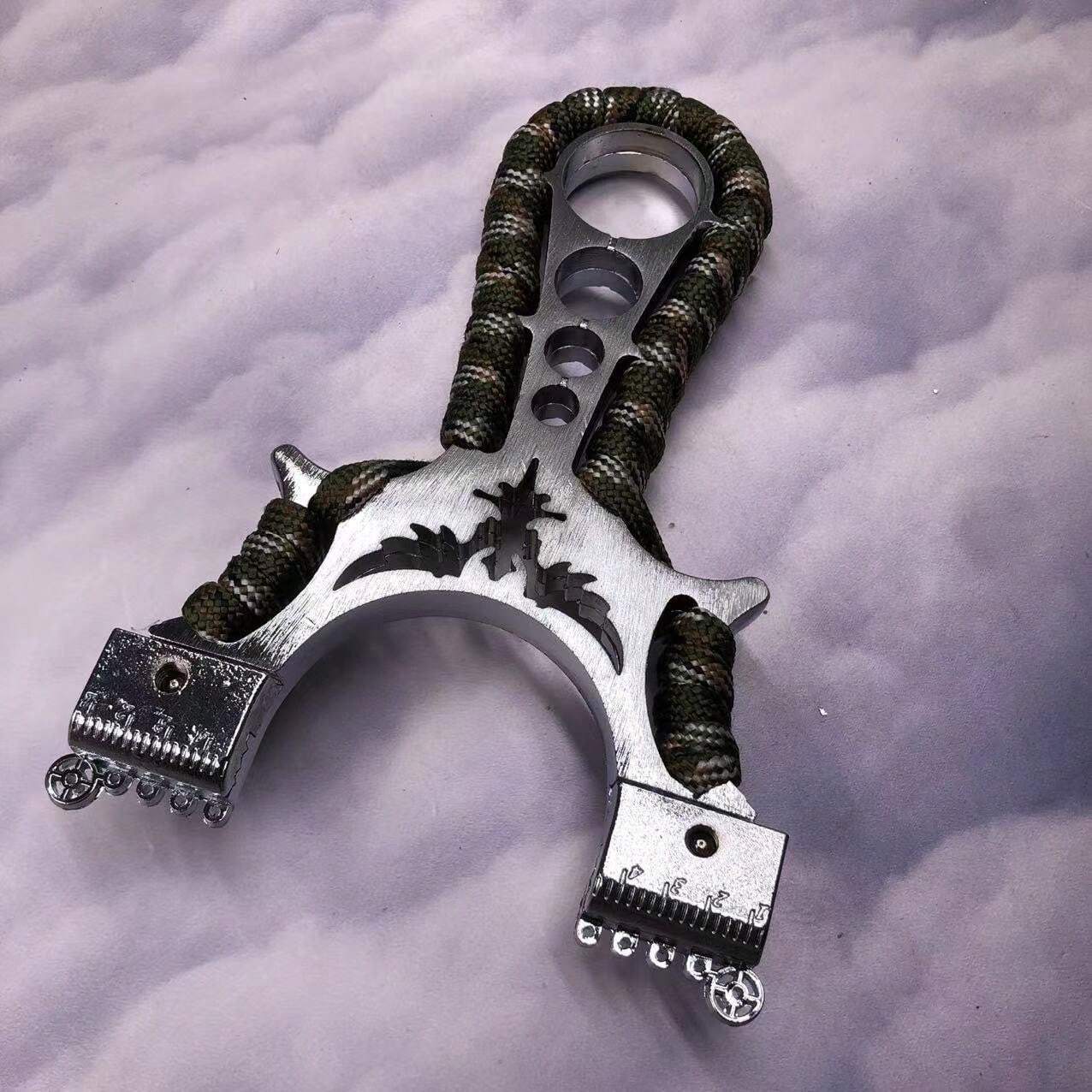 A High-End Flying Eagle Slingshot With High Precision Fast Pressure And ...