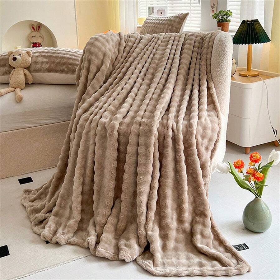 Camel Three-Dimensional Blanket Super Soft Portable Foldable Sofa Nap ...