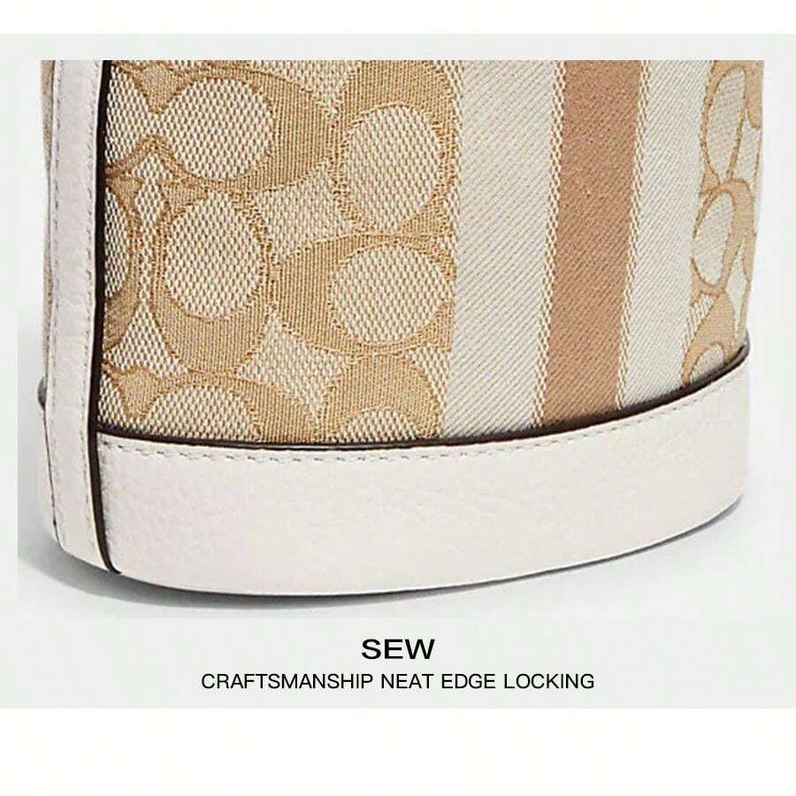 Coach Bolso de cubo mini Dempsey en jacquard con estampado a rayas y ...