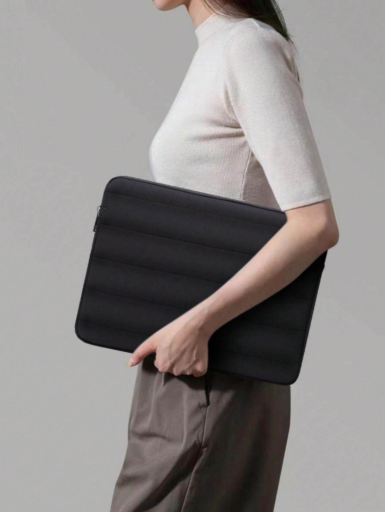 Minimalist Fluffy Laptop Bag 13.3inch Quilted Shockproof And ...