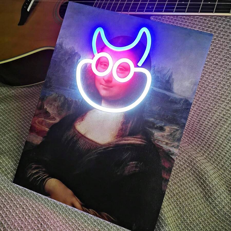 Explore The Spooky Mona Lisa Neon Sign, A Demonic-Inspired LED Night ...