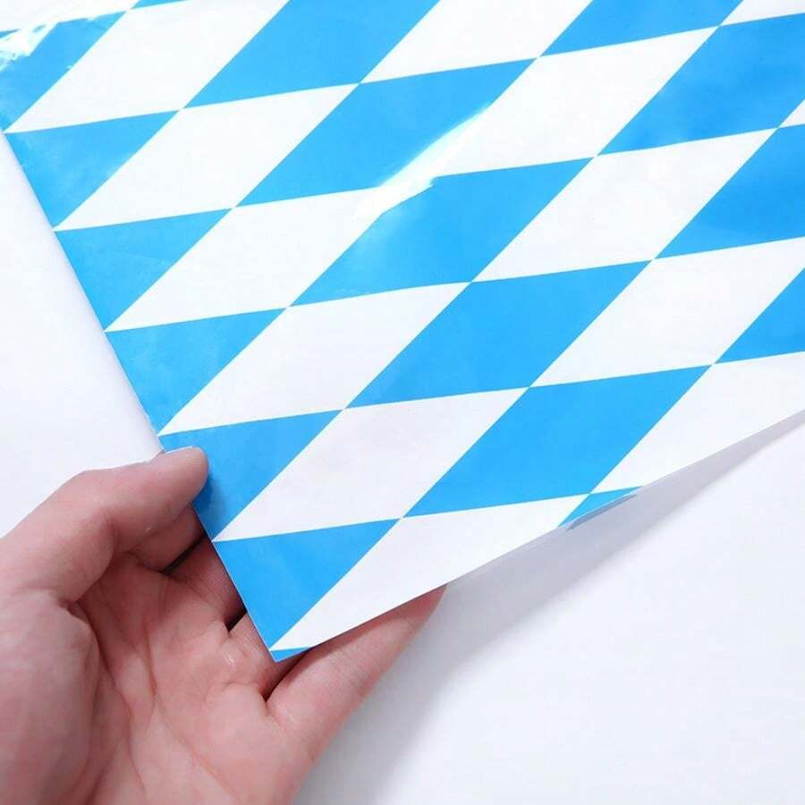 Oktoberfest Blue & White Checkered Tablecloth Set, Party Decoration For ...