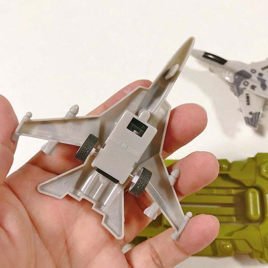 Military Supersonic Fighter Aircraft, Inertia Glide & Green Catapult ...