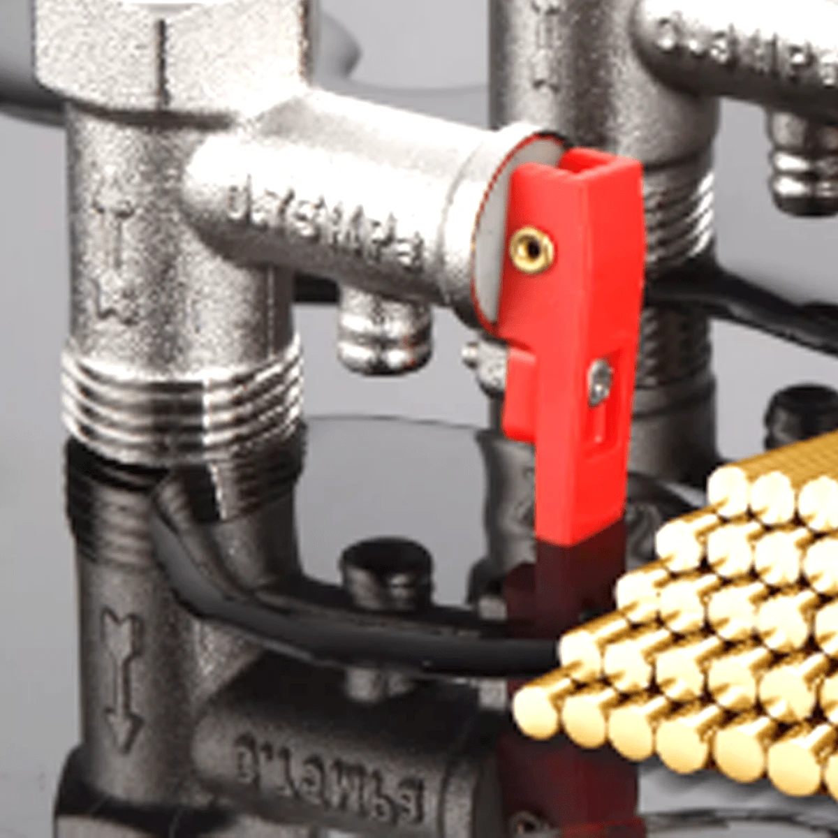 Silberner Edelstahl-Wasserheizungsventilator, verdicktes Kupfer ...