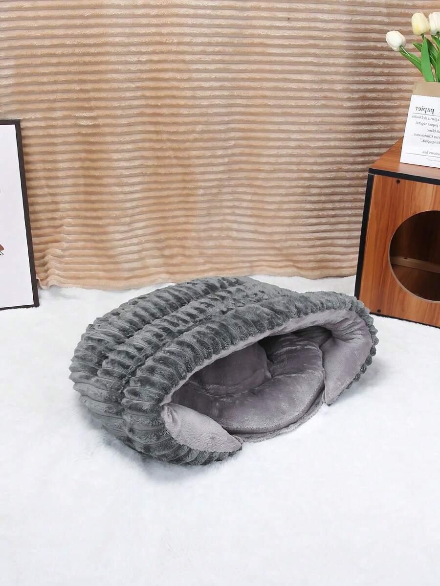 Winter Thickened Half-Closed Seashell Cat Bed, Warm Pet House For Deep ...