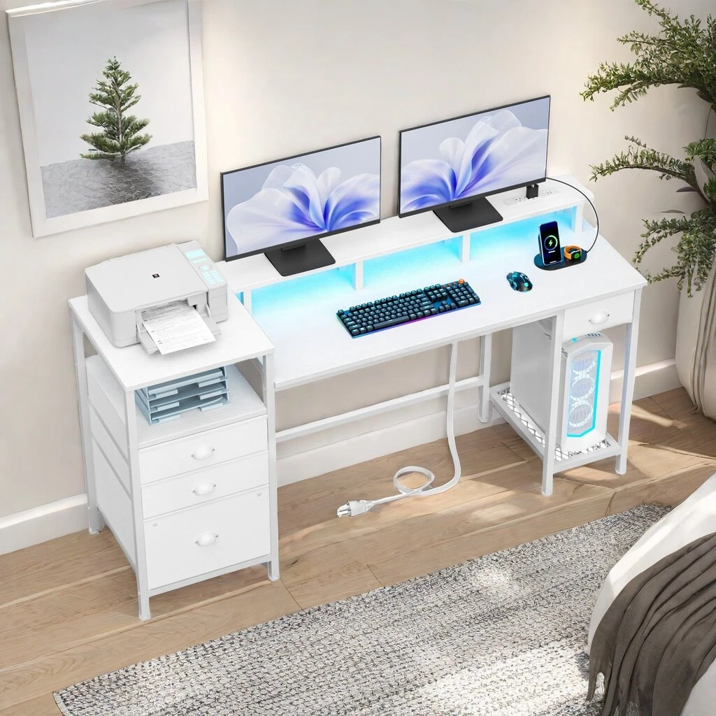Satifur Computer Desk With Power Outlet And USB Ports, Gaming Desk For ...