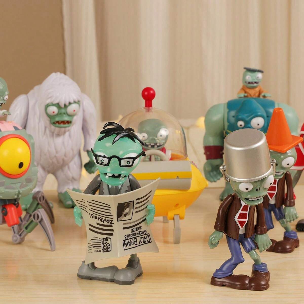 Plants Vs 2 Toys - Peashooter, Sunflower, Yeti Zombie, Buckethead ...