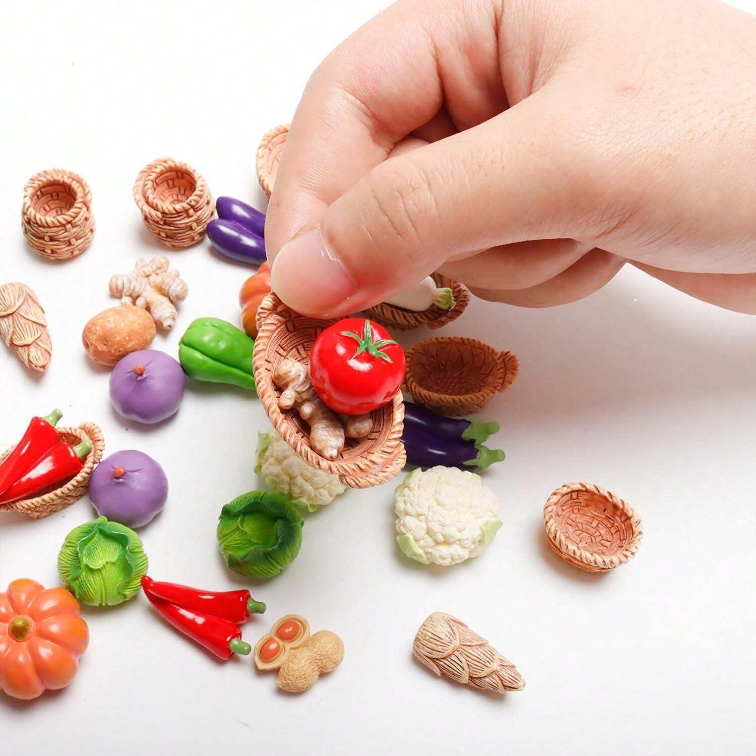 11 pièces Statue miniatures de nourriture et légumes, mini panier ...