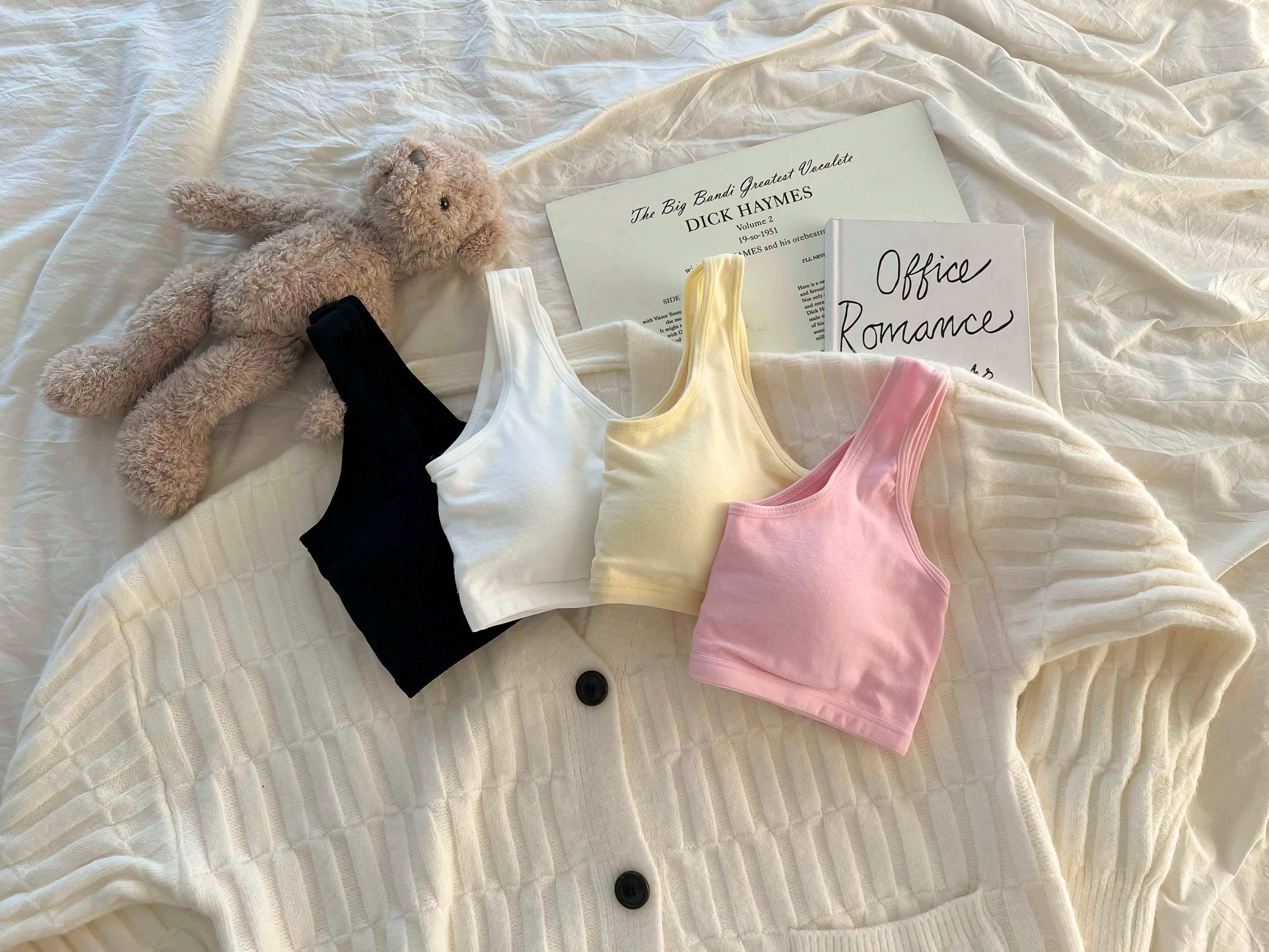 U-Shaped Vest For Teen Girls, Suitable For Developing Bodies. Backless ...