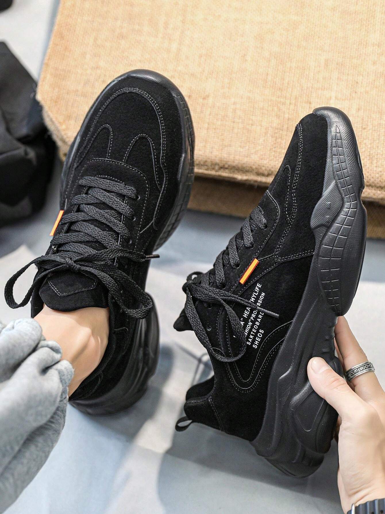 Men's Casual Running Shoes With Thick Tied Laces, Soft Thick Soles ...