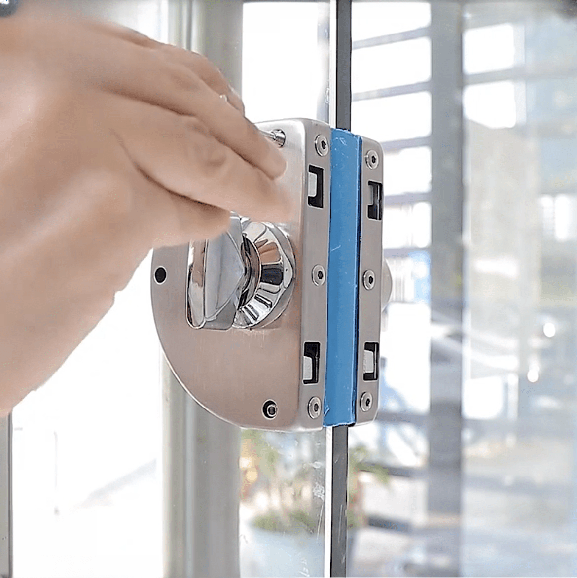 New Upgrade Frameless Glass Door Lock Fitting For Sliding Doors In ...