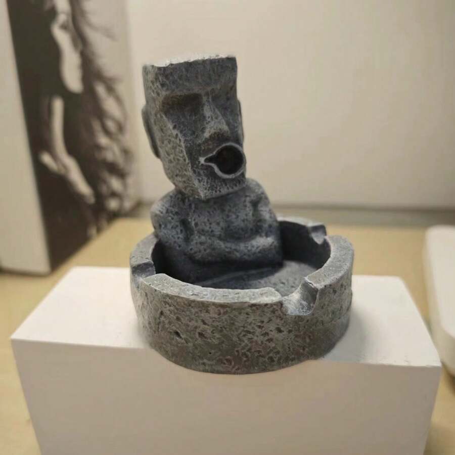 Creative Moai Statue Design Ashtray, Muscular Man Smoking Cigarette ...