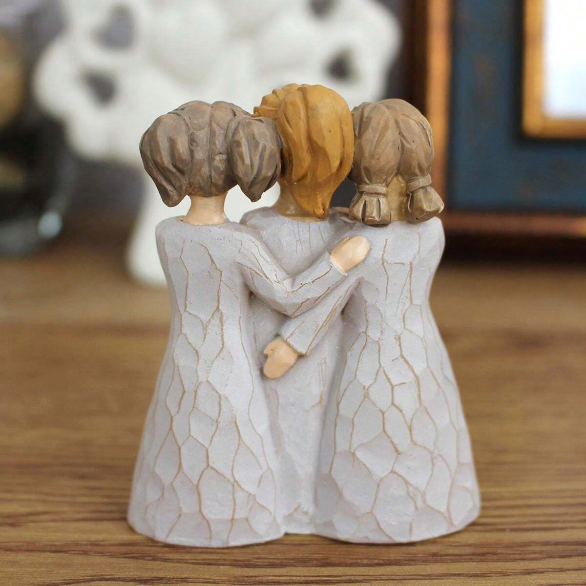 One Three Sisters Statue Resin Handicraft, Warm Picture, Loving Family ...