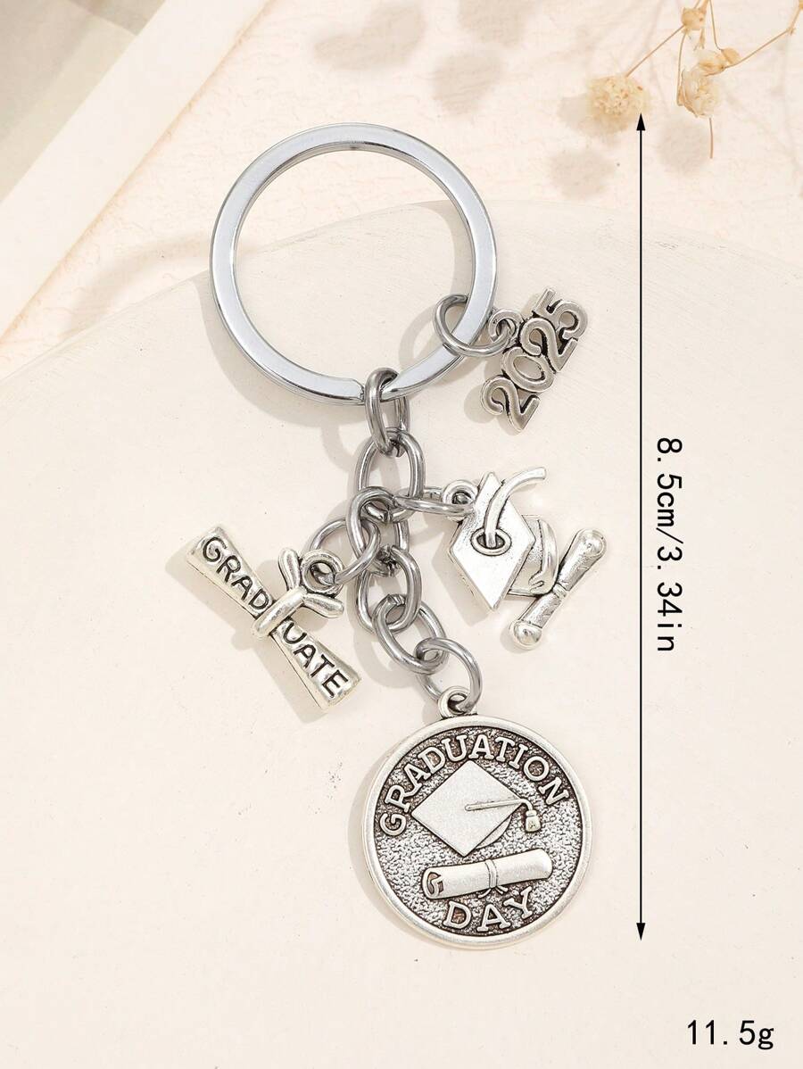 1Pc 2025 Graduation Ceremony Keychain For Gift Graduation Bachelor Hat ...