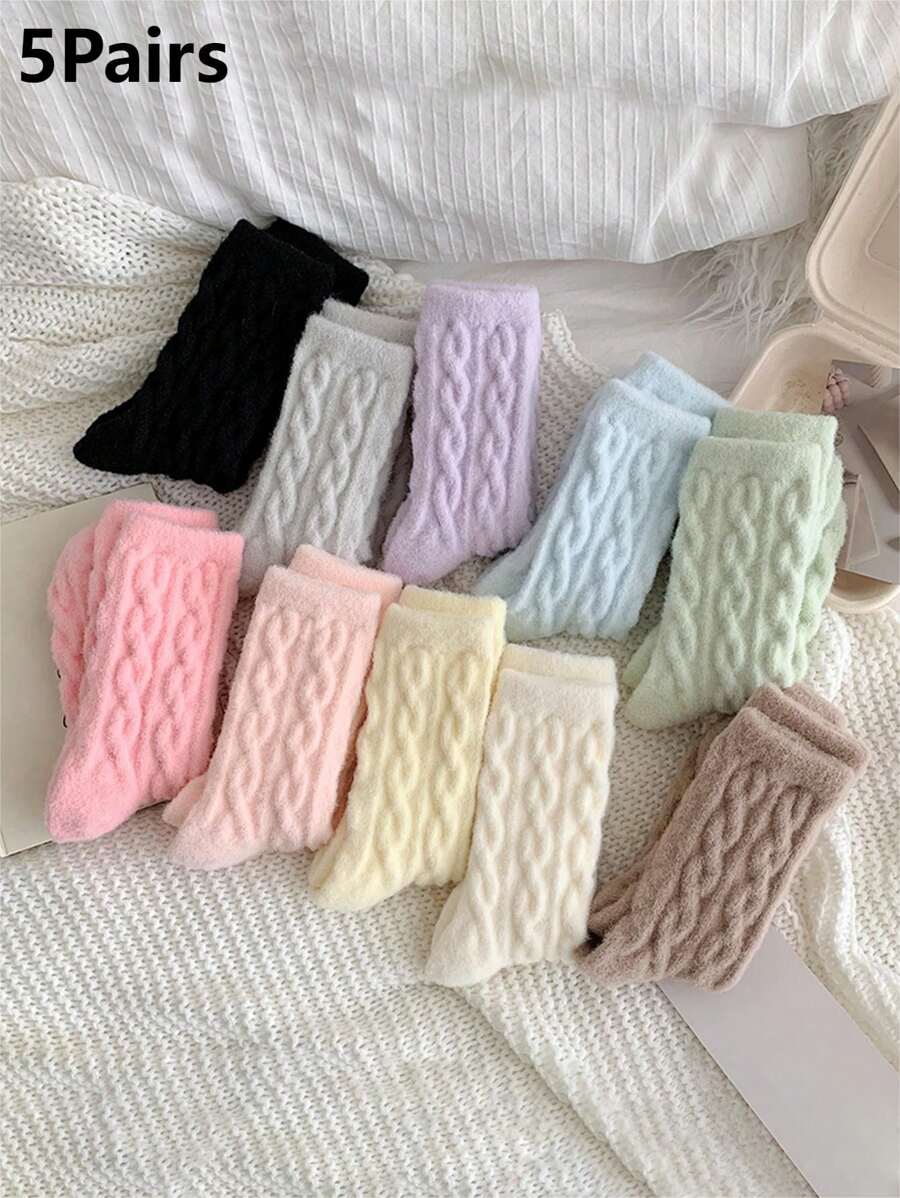 Random 5 Pairs Of Women's Grow Socks For Autumn And Winter In Solid ...