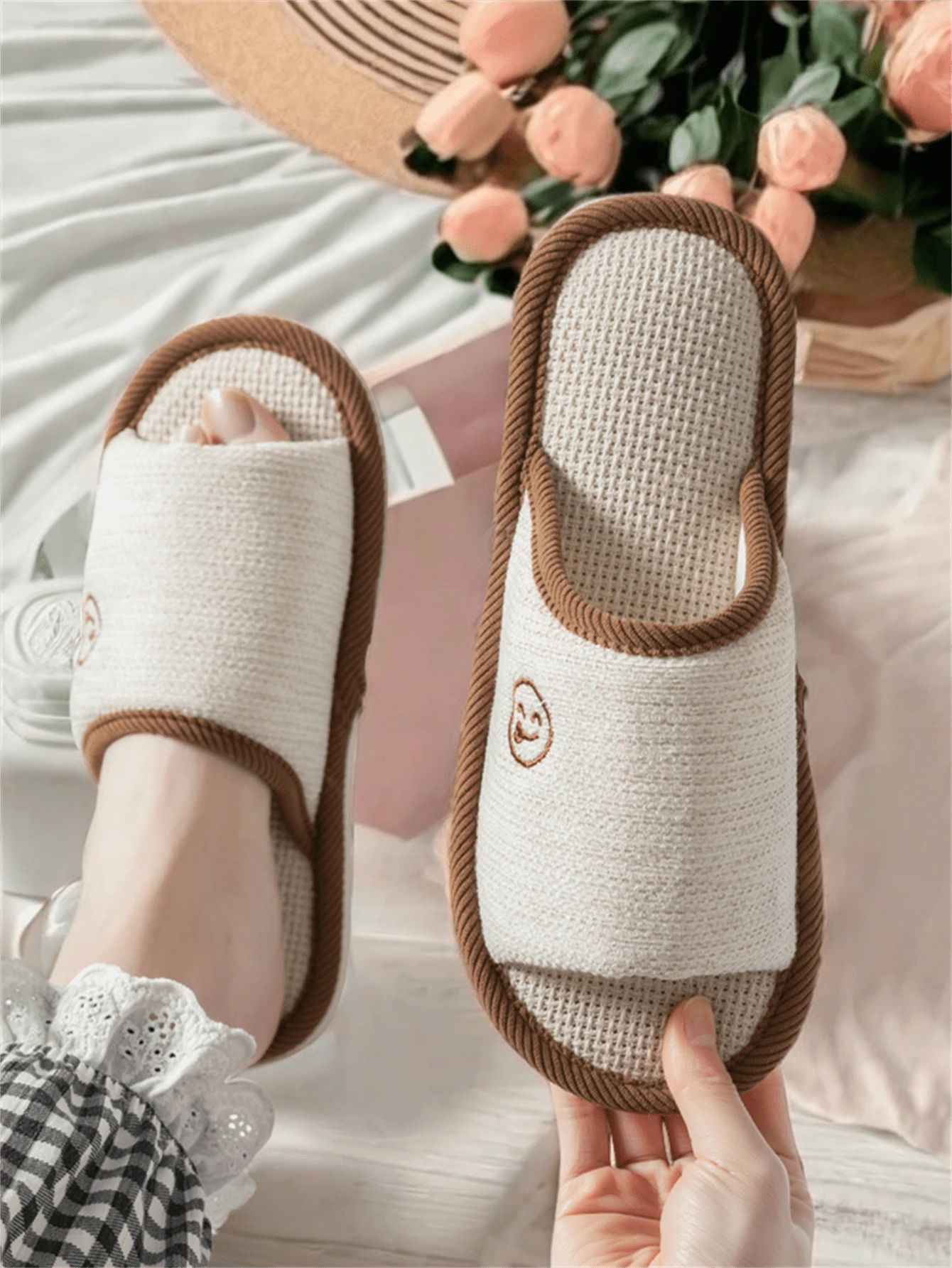 Women's Minimalist Japanese-Style Soft-Sole Open-Toe Flat Slippers ...