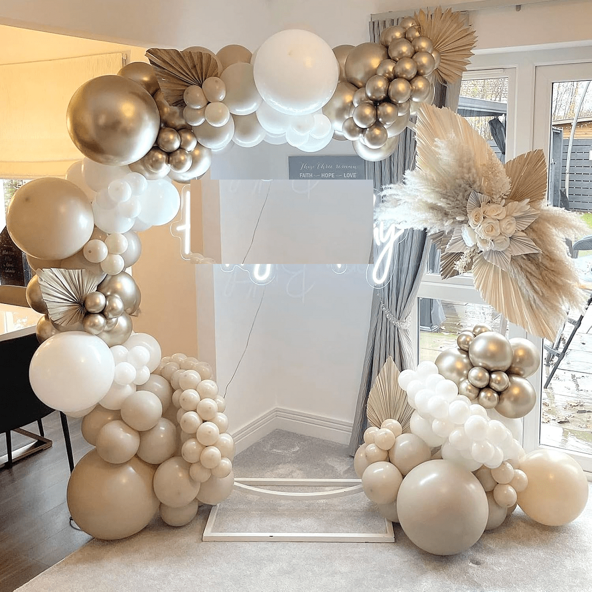 Balloon Garland Beige, Balloon Garland With Beige Balloon Arch Sand ...