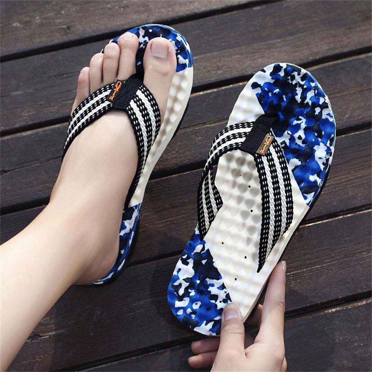 Chinelos tipo Havaianas Casuais e da Moda 2024. Um Chinelo de Verão ...