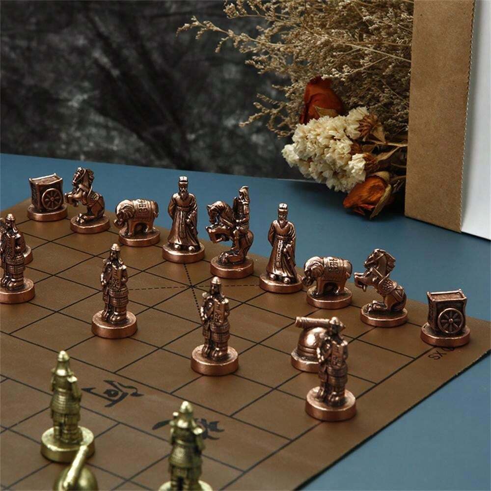 Creative Gift Chess Set, Retro Metal 3D Chess Pieces Terracotta ...