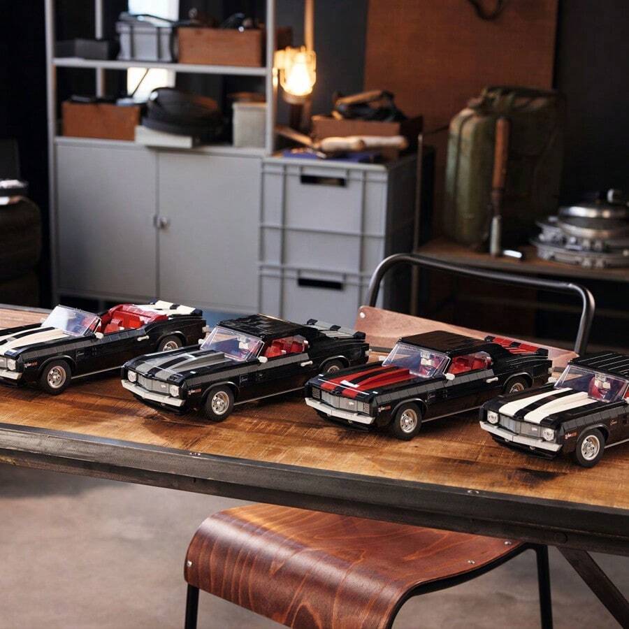 LEGO 10304 Creative Series Chevrolet Camaro Z28 Male And Female Puzzle ...