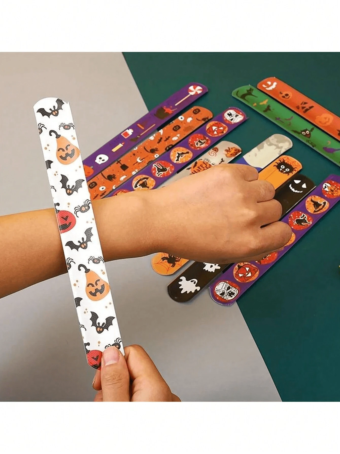 12pcs Halloween Slap Bracelets, Party Favors, Spider And Skull ...