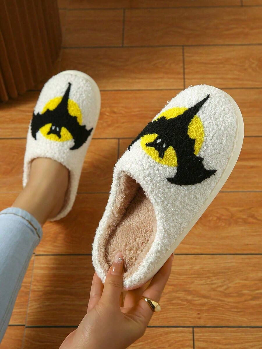 Halloween Bat Thermal Lined Warm Soft Bottom Non-Slip Indoor Slippers ...