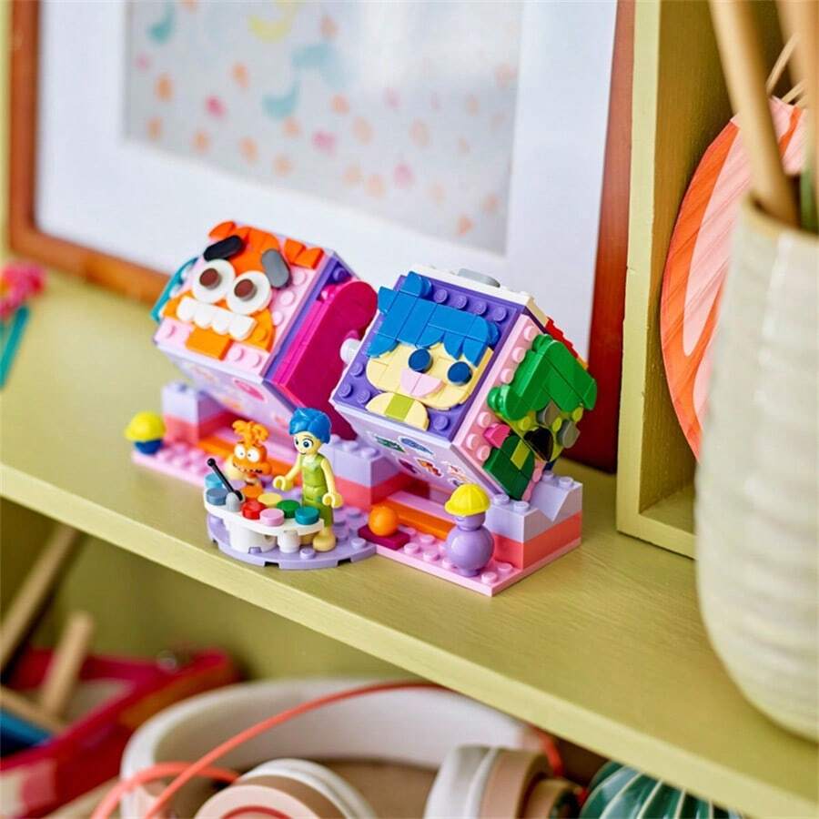 LEGO 2 cubos de humor de Disney Inside Out, figuras de Alegría y Miedo | Moda de Mujer | SHEIN ...