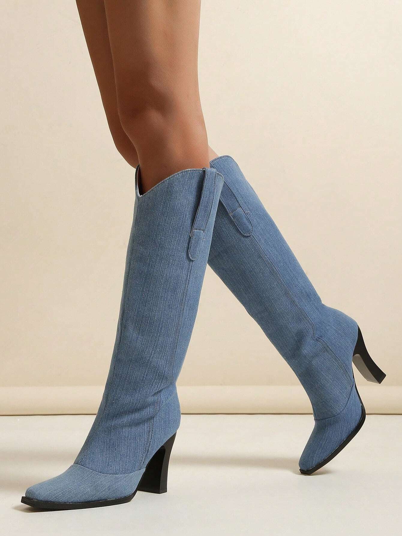 Botas vaqueras de pierna ancha de moda para mujer | Mode de Mujer ...