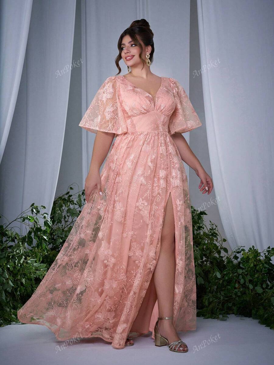 Plus Size V-Neck Embroidered Lace Mid-Sleeve Front Slit High-End Evening Dress (Without ...