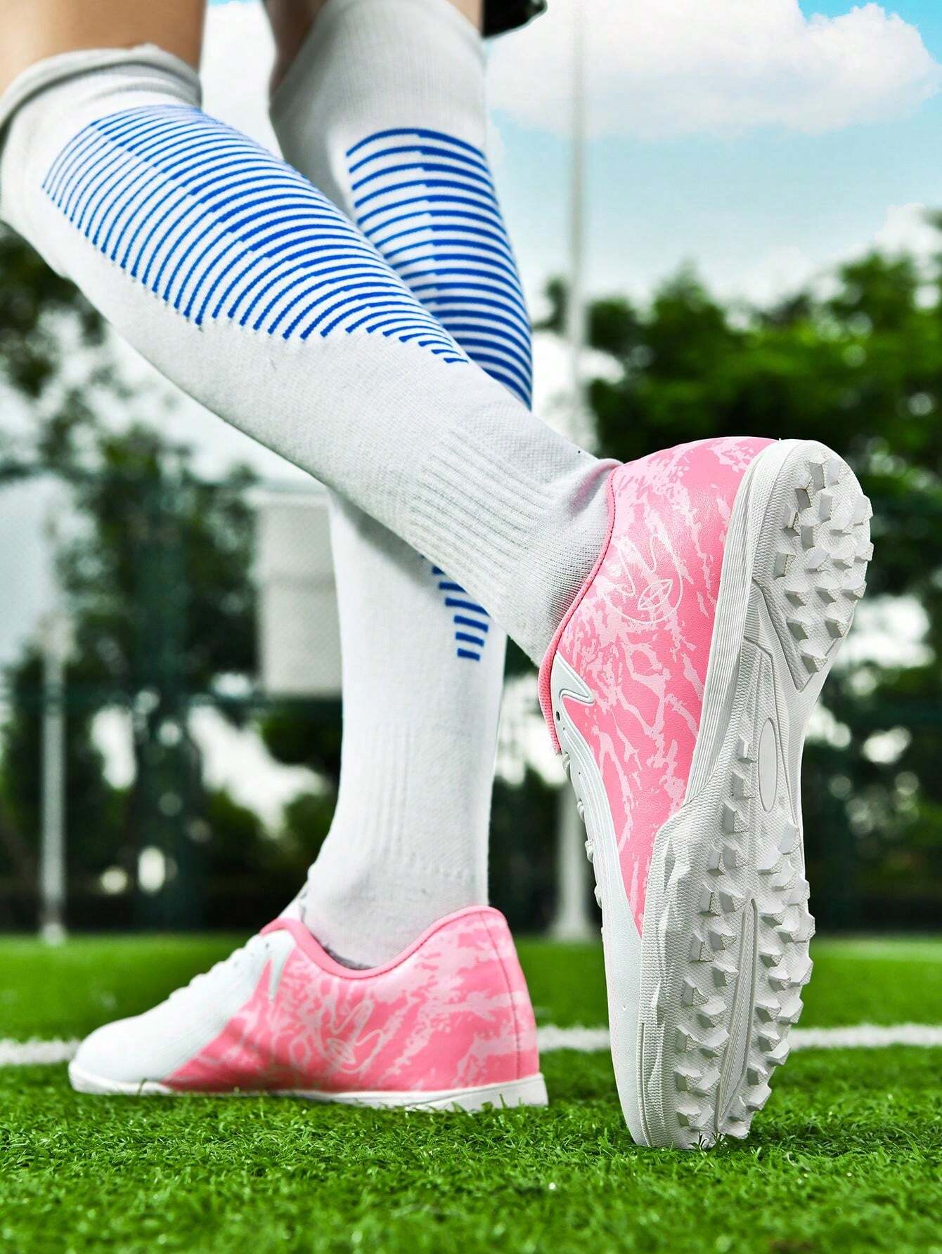 Adult Professional Football Shoes, Artificial Turf, Galloping Field ...