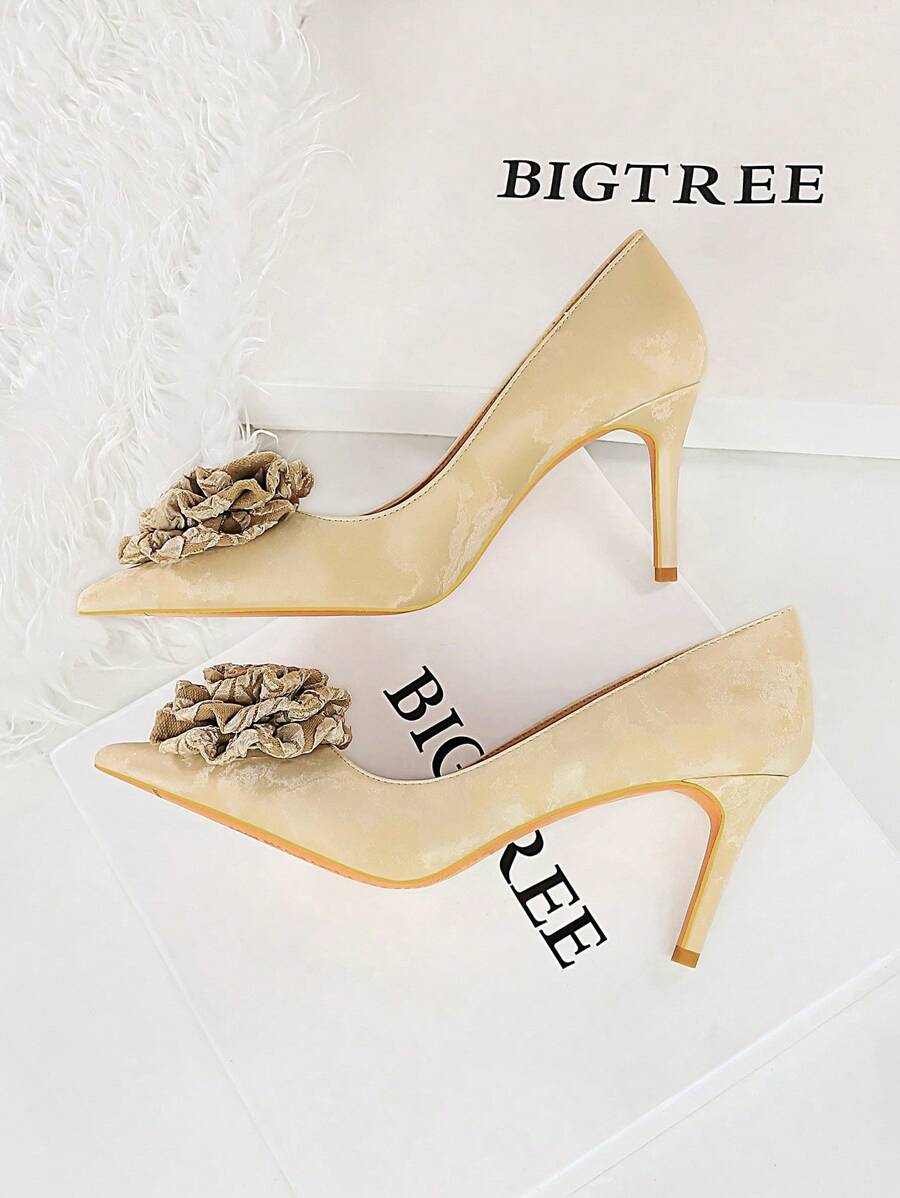 Chaussures à talons hauts pour femmes de style chinois, talons fins ...