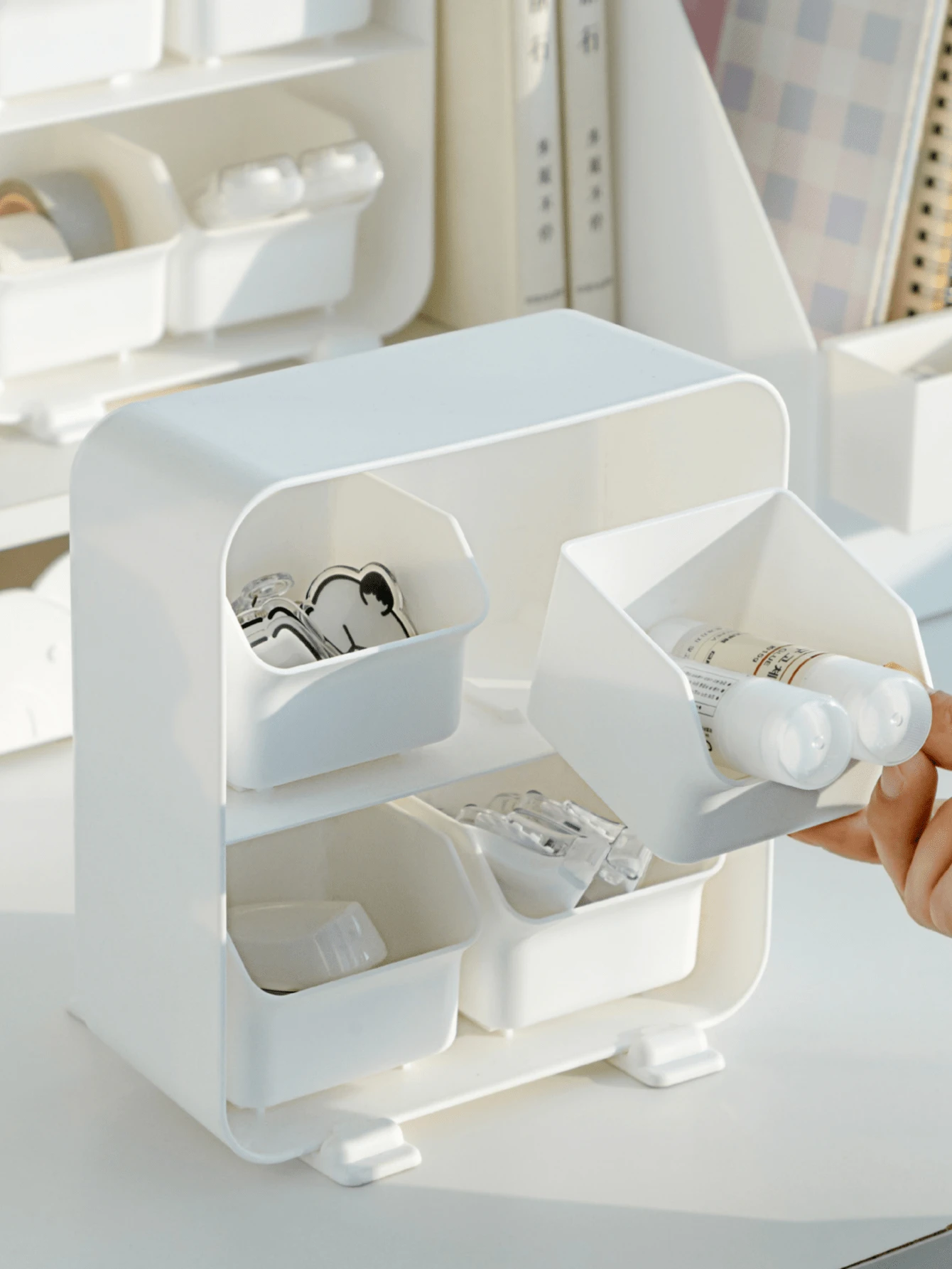 Small Storage Box With Four Compartments On The Tabletop | SHEIN USA