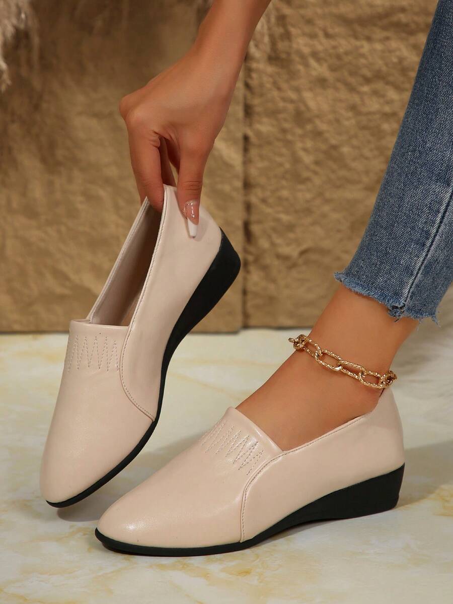 Women's British Style Flat Round Toe Comfort Slip-On Platform Shoes ...