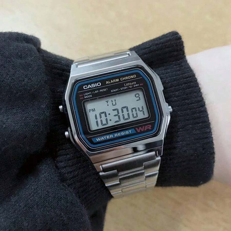 Casio Reloj digital de metal plateado con firma | Mode de Mujer | SHEIN ...