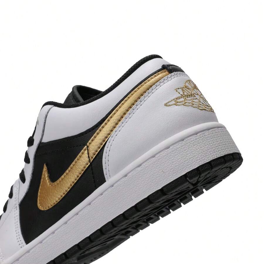 Jordan 2024 Men's Air Jordan 1 Low 553558-172 - Iconic Style With ...