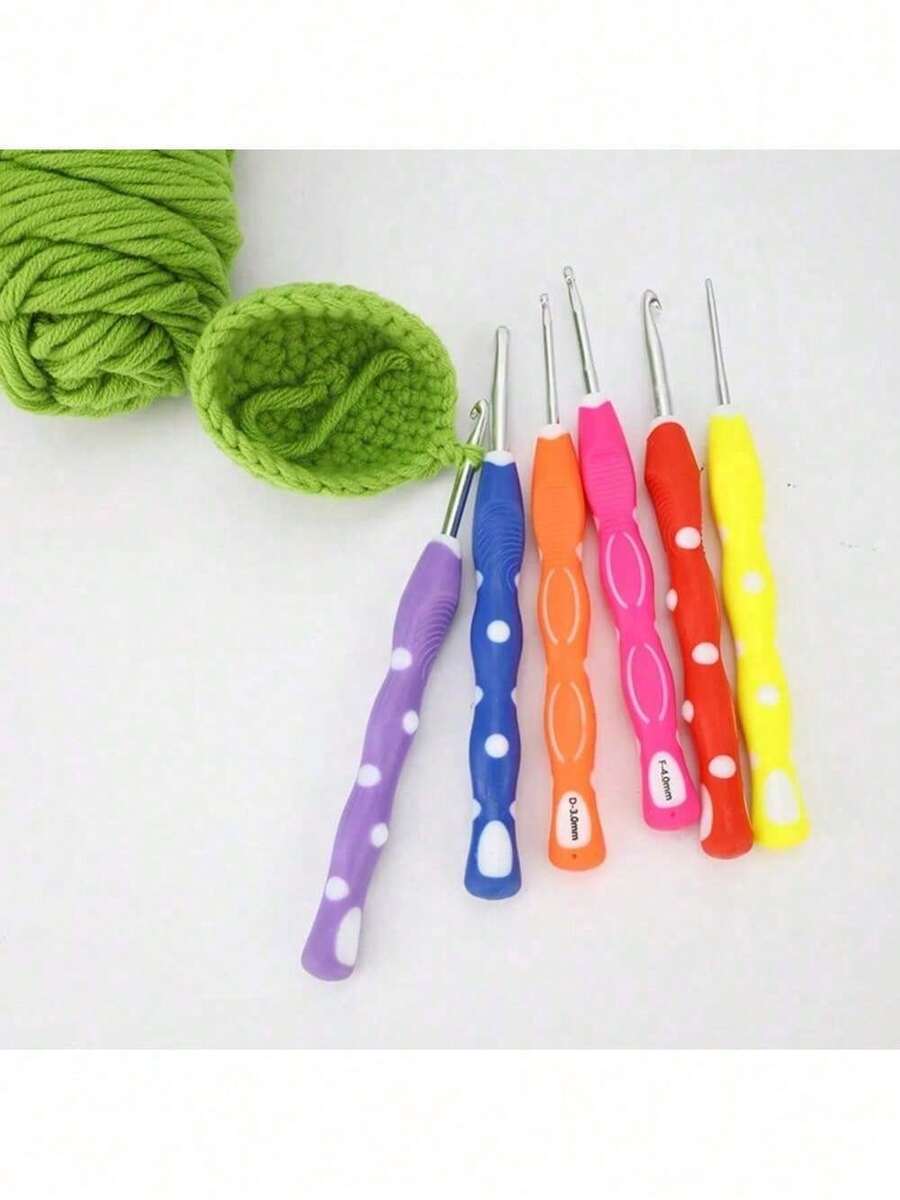 Crochet Hook Set Yarn Knitting Needles With Knit Gauge Scissors Case ...