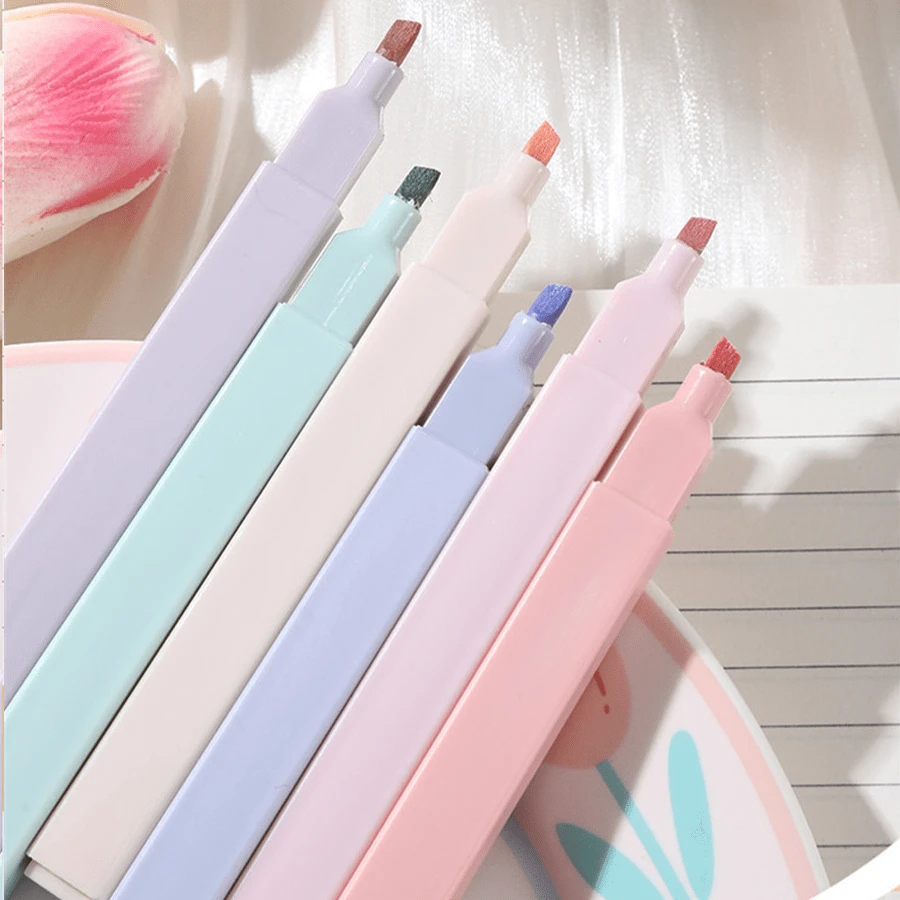 Stylo fluorescent à pointe souple avec graffiti créatif lumière-parole ...