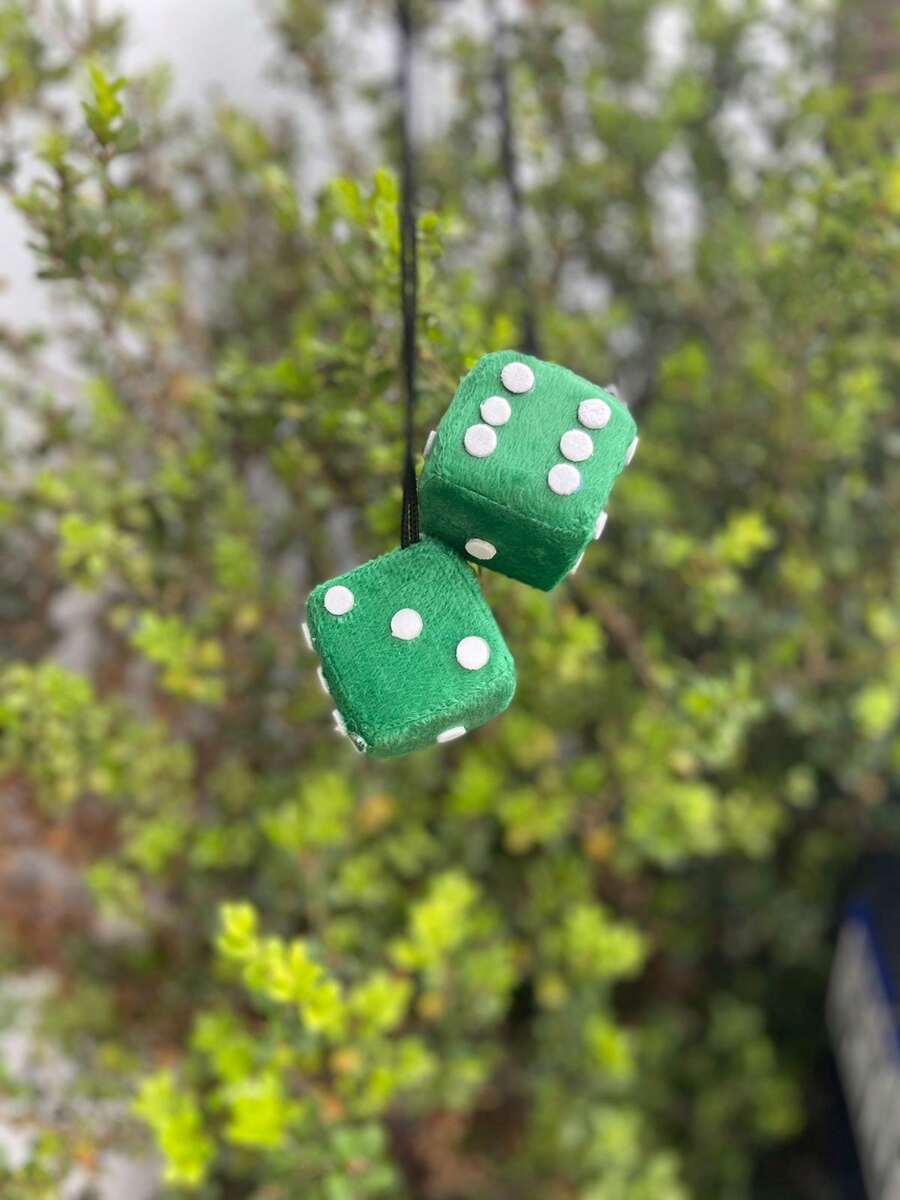 Dado Da Sorte Pelúcia Espelho Interno De Carro - Verde | SHEIN Brasil